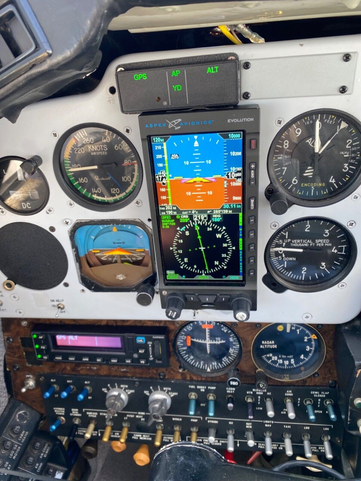 1979 Beechcraft baron P58 aircraft [well equipped] for sale